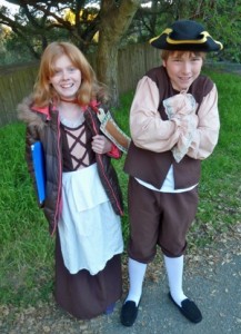 Spotted: Two Colonial kids on their way to school - InMenlo