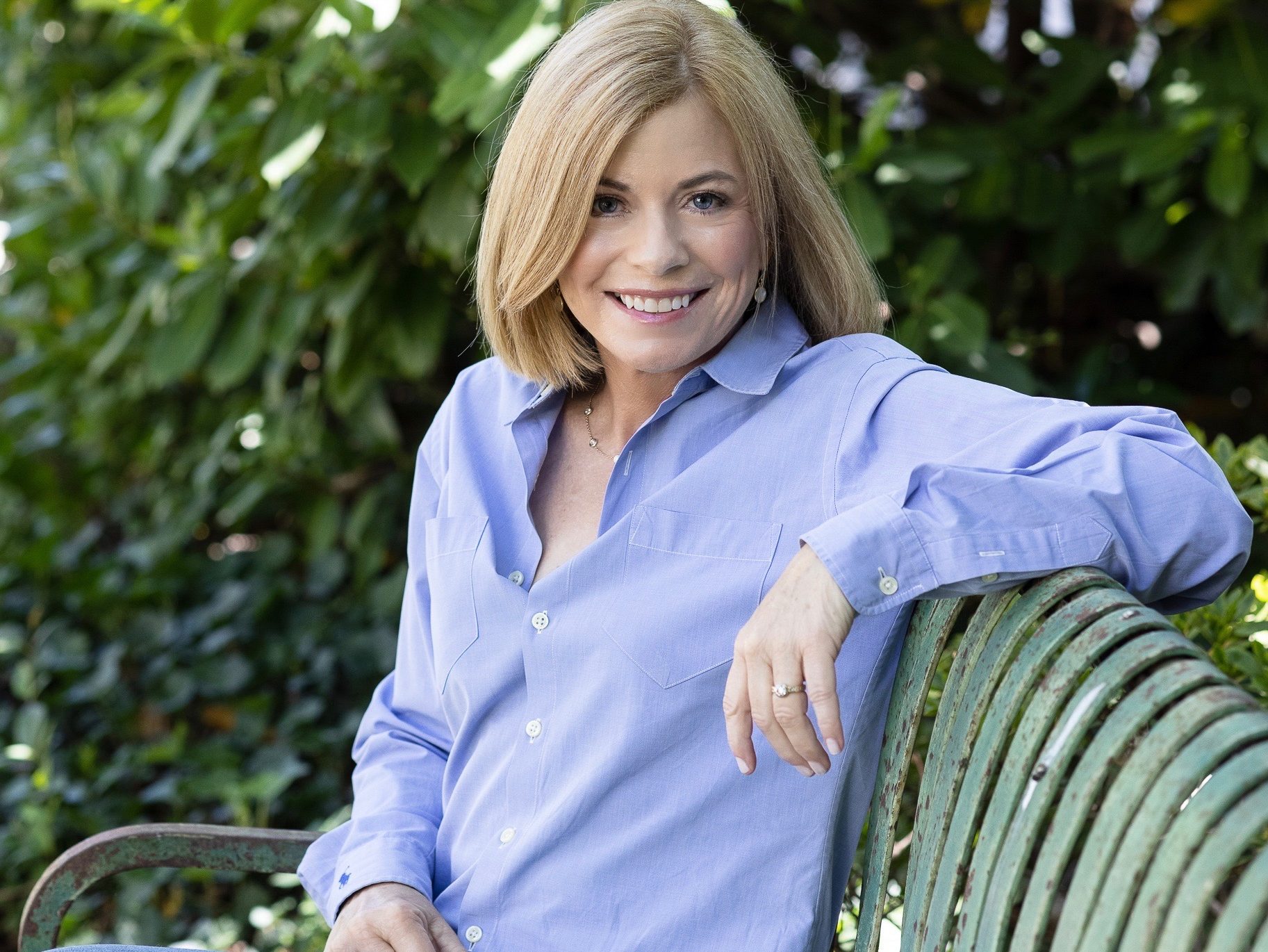 Kim Young writes a debut novel — and it's full of familiar places - InMenlo