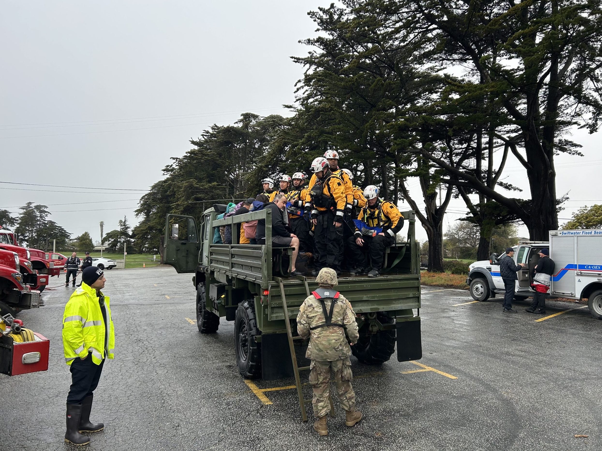 Menlo Fire on scene at levee break near town of Pajaro - InMenlo
