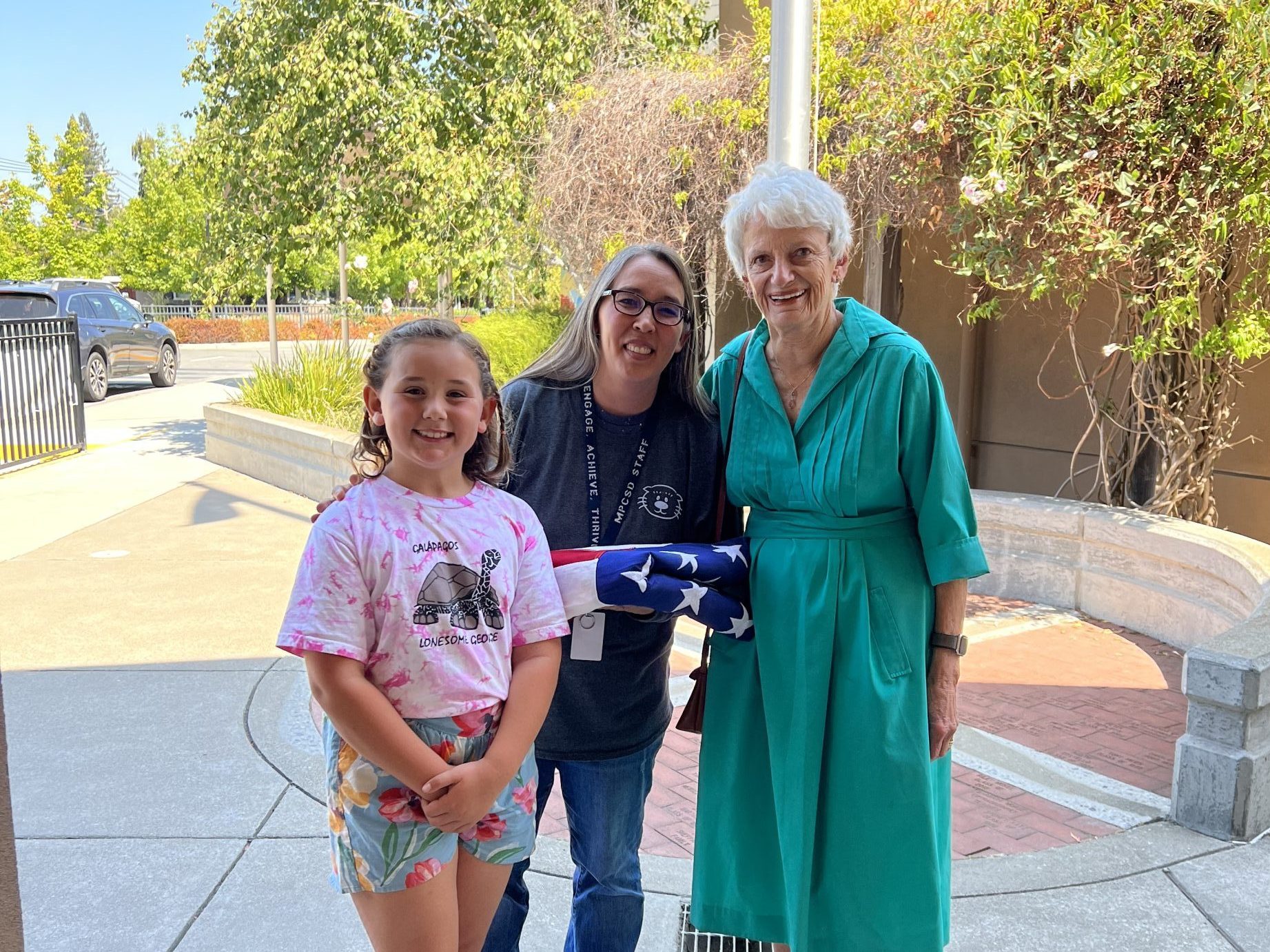 New flag at Oak Knoll school honors Robert Beresford Williams - InMenlo