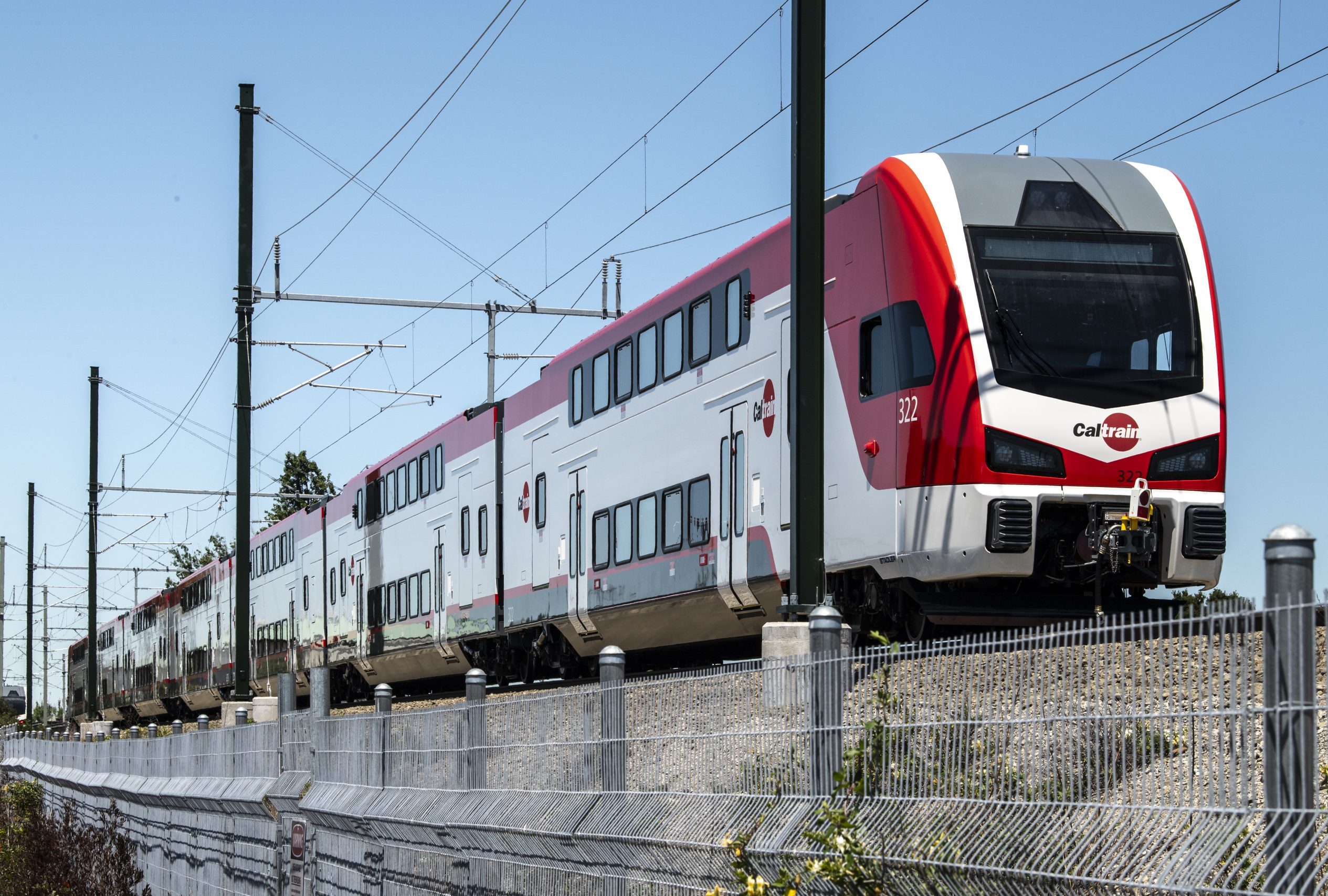 Ride Caltrain for free on New Year's Eve starting at 8:00 pm - InMenlo