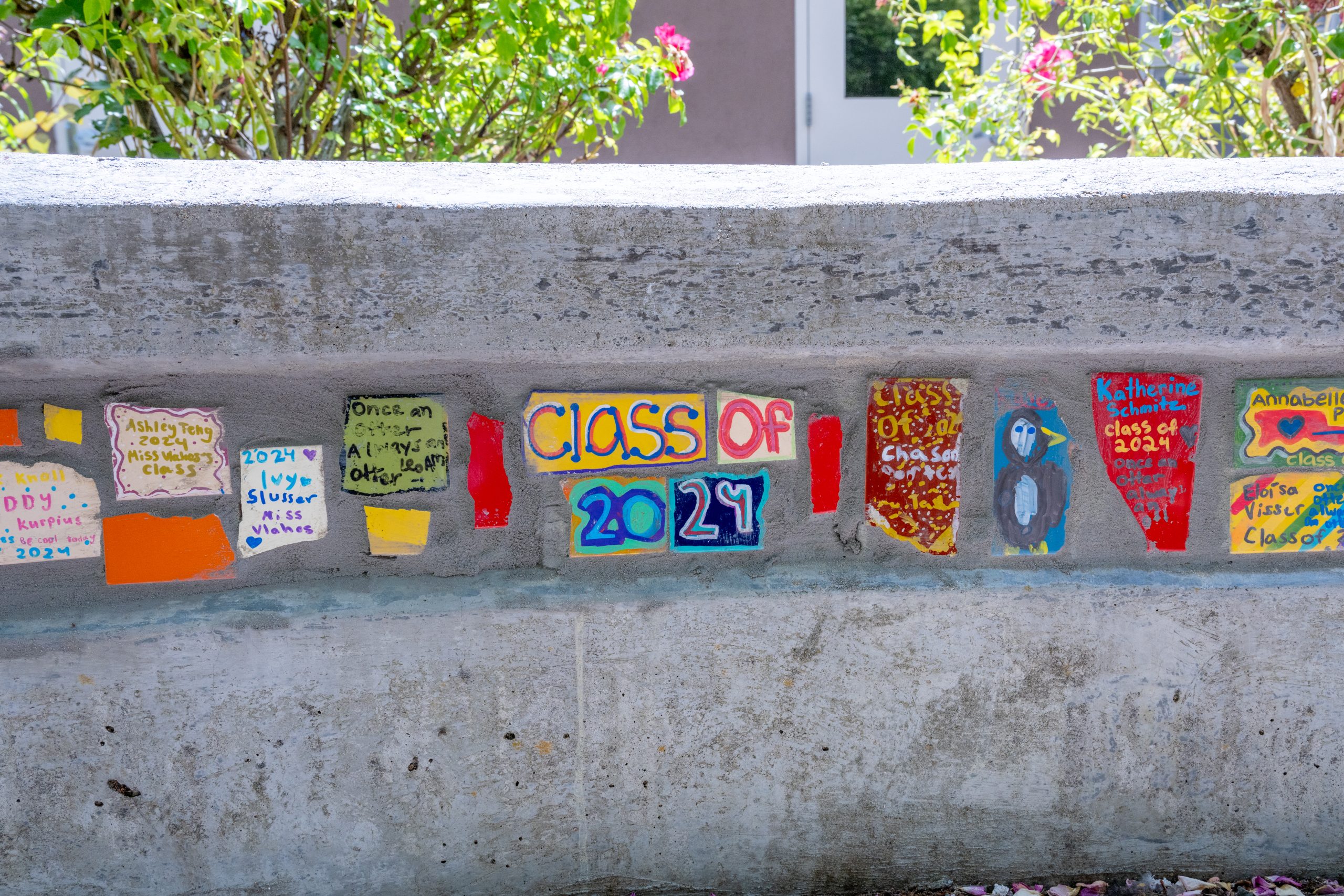What's the story behind the new tiles at Oak Knoll School? - InMenlo