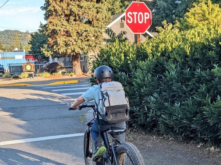 E-bike safety tips for families - InMenlo