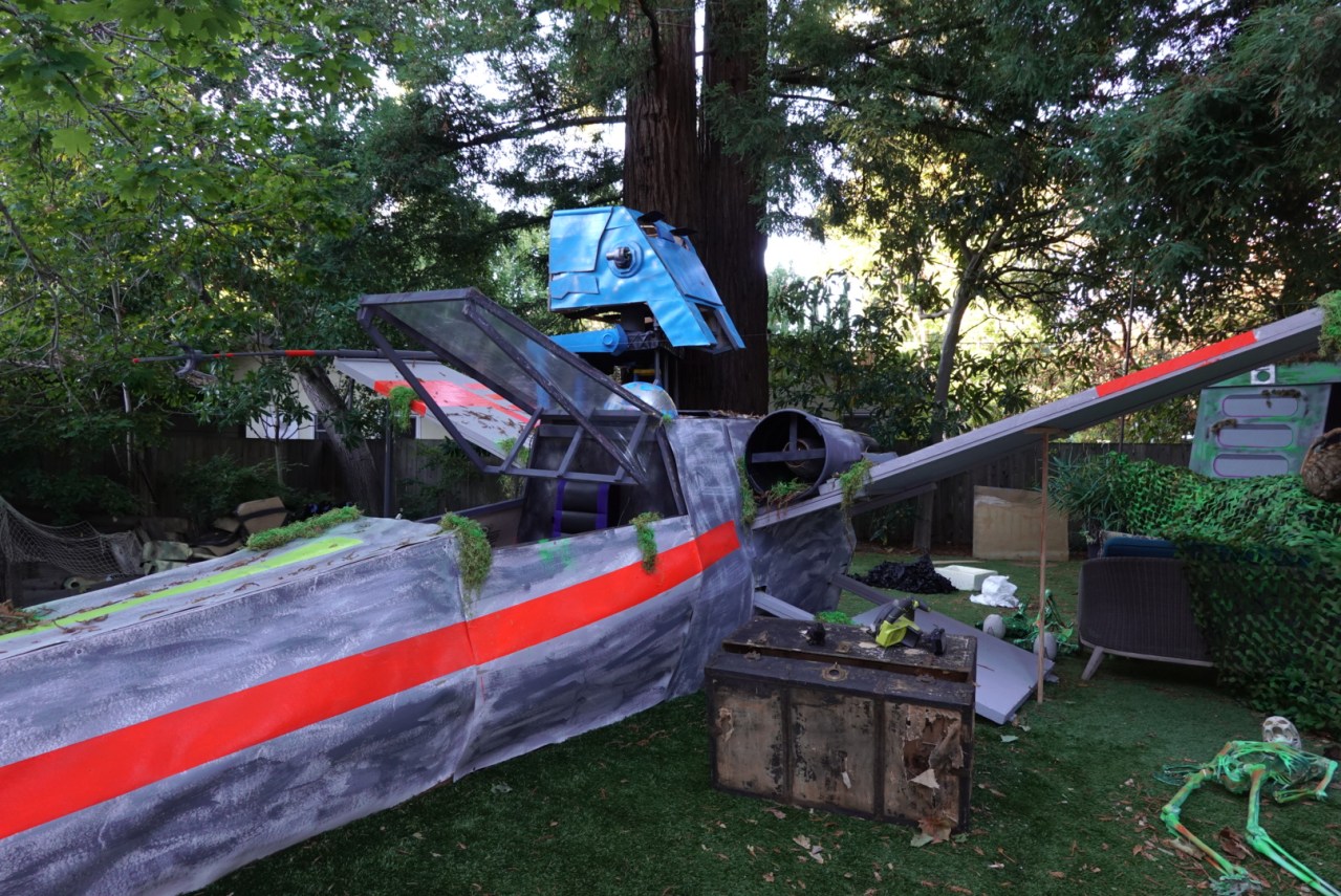 Scare Wars is the theme of the Halloween decorations on Gilbert Avenue ...