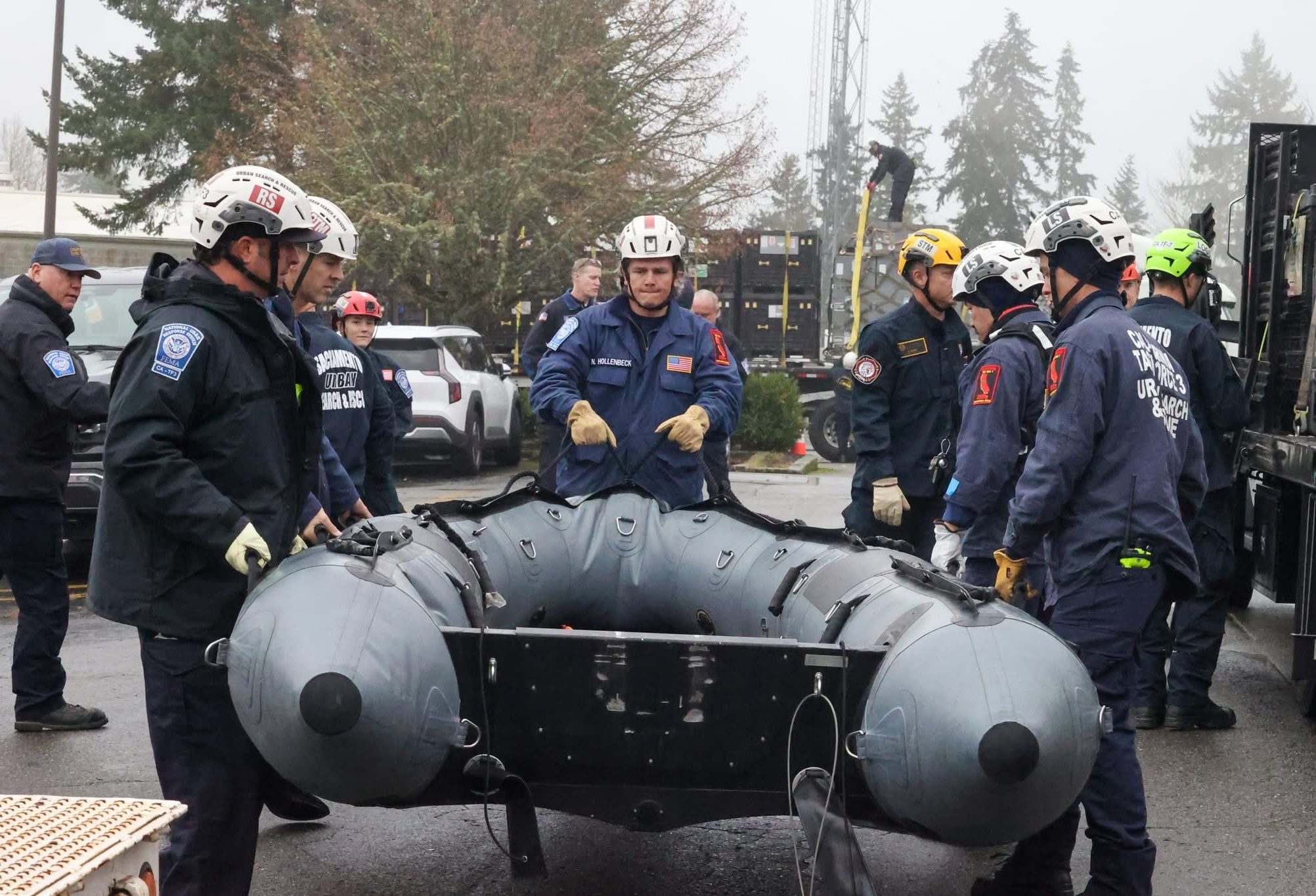 Spotted: Local search and rescue team deployed in Washington - InMenlo